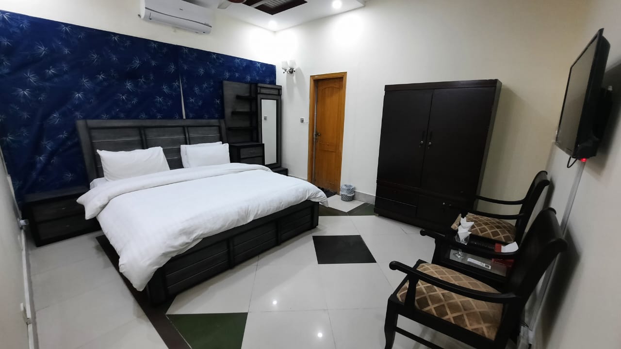 Standard Room – Cozy Cottage Islamabad
